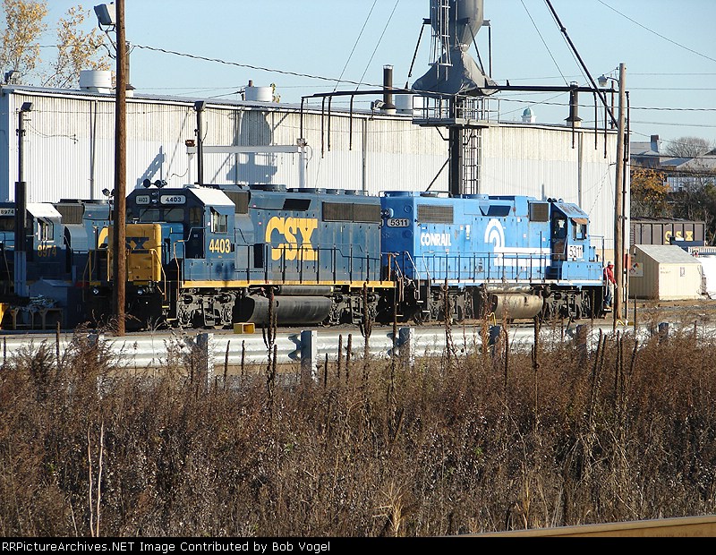 CSX 4403 & NS 5311